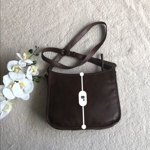 Universal Thread | Bags | Universal Thread Brown Leather Crossbody Bag ...